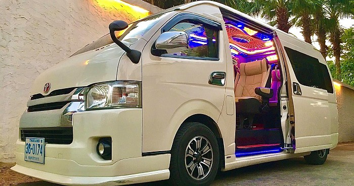 Somchai Taxi Van Bangkok, private airport transfer and tour